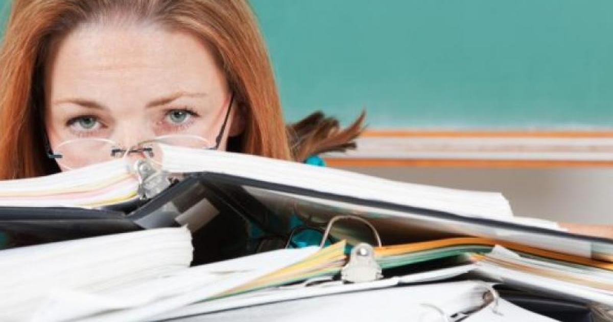 Ασύλληπτη συμπεριφορά: «Ήμουν αναπληρώτρια και δέχτηκα επανειλημμένα λεκτικούς εκβιασμούς. Με ...